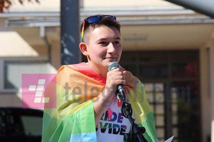 The LGBTI parade ends with the motto "love everyone" (Photo/Video ...
