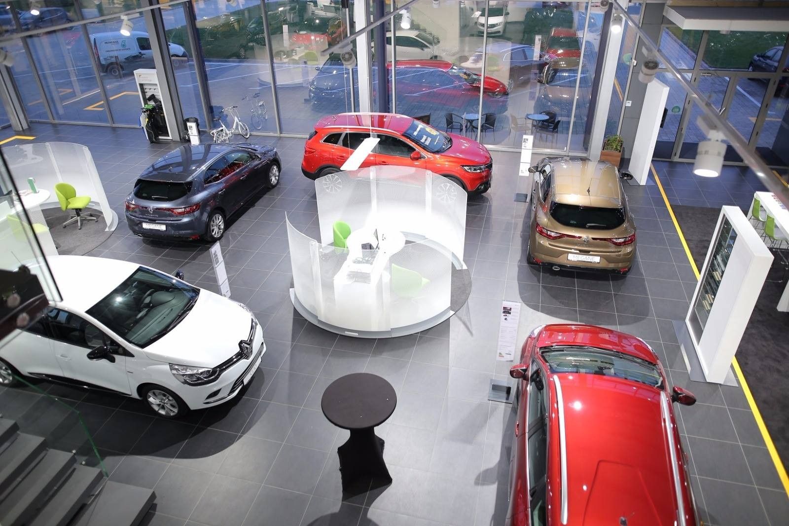 Auto Mita zyrtarisht me koncept të ri të Renault Store dhe ofertë ...