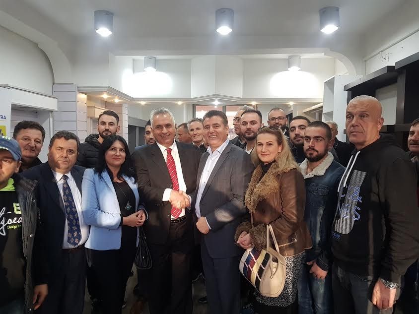 Agim Bahtiri joins a coalition with Alternativa - Telegrafi - Telegrafi