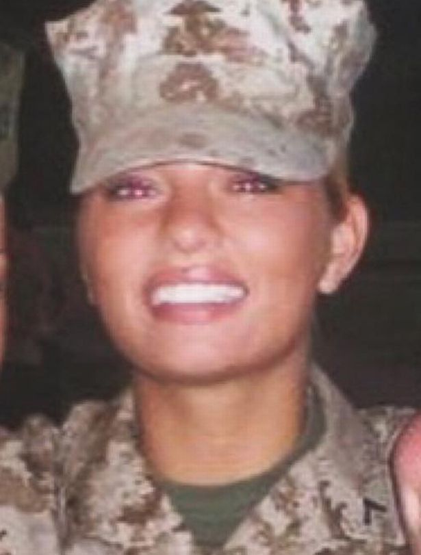 The Marine who left the army to become an attractive and followed model ...