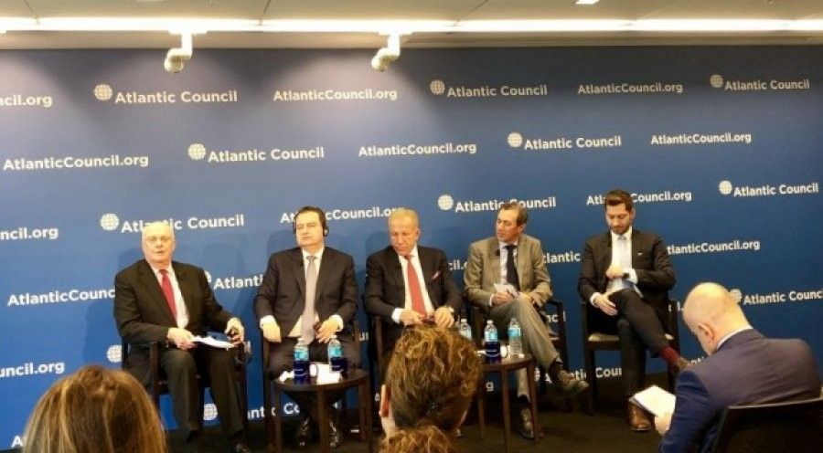 Daçiqi and Pacolli shake hands in Washington (Video) - Telegrafi ...