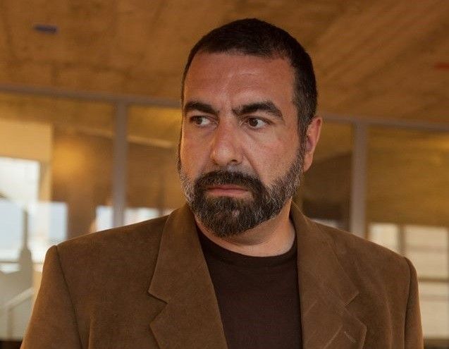 Fisnik Ismaili: Aman ndaluni! - Telegrafi - Telegrafi