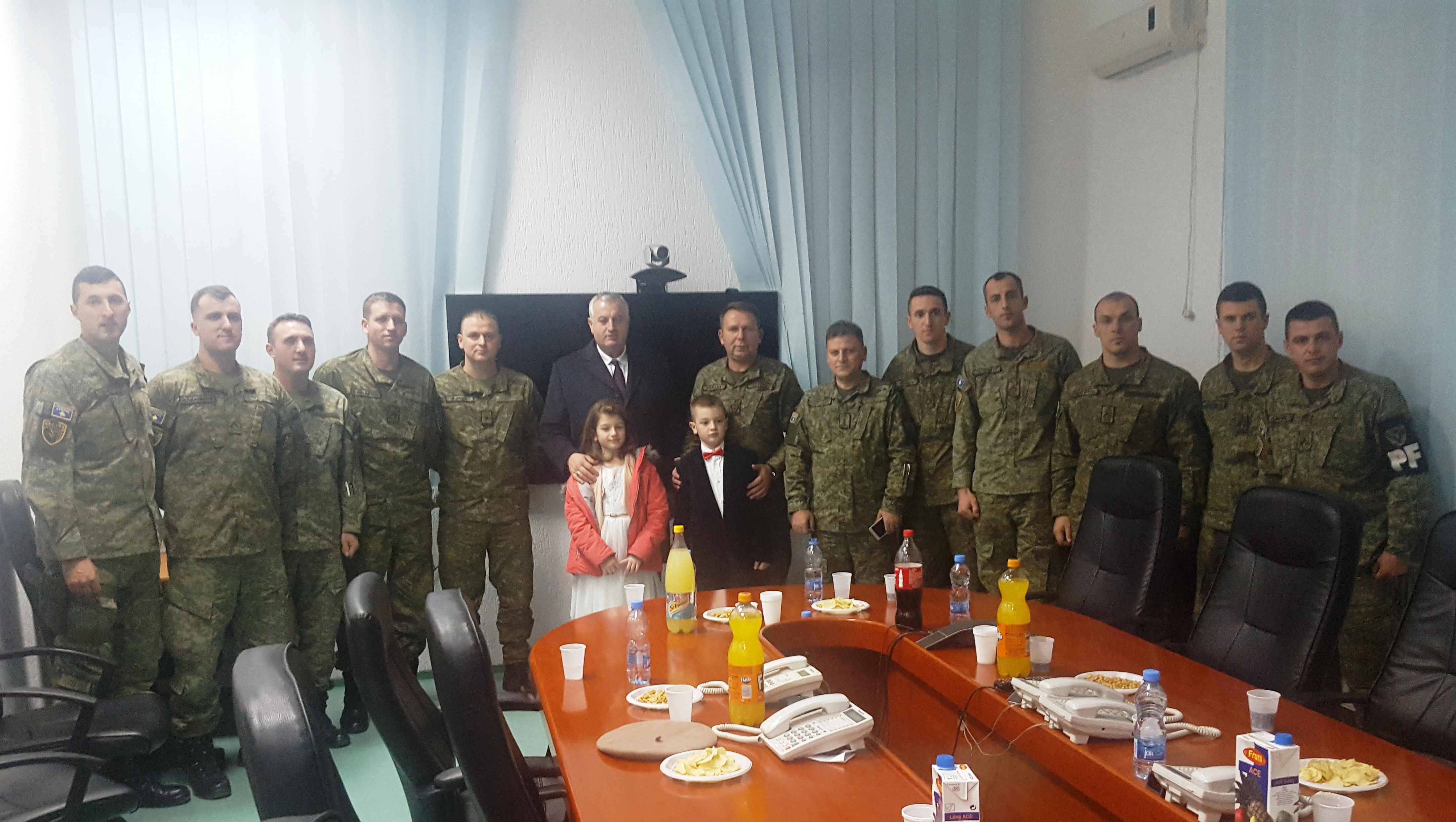 Rrustem Berisha visited the KSF soldiers during the change of weather ...