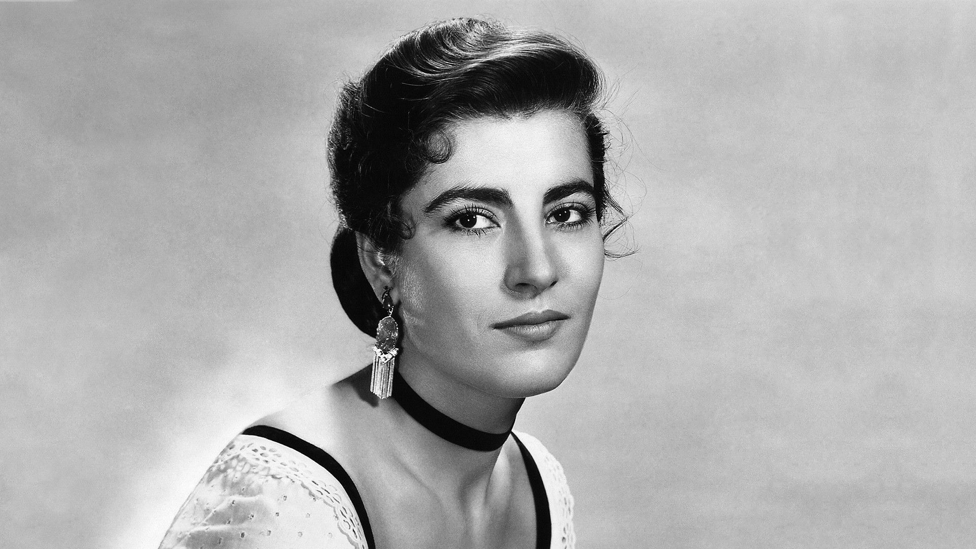 "Daughter of the Albanian", world-famous actress: Farewell to Irene ...