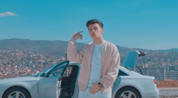 Endri presents the new clip "Qa Ndodhi" - Telegrafi - Telegrafi