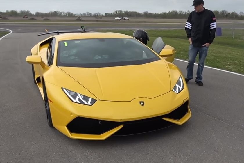 For half a mile, the modified Lamborghini Huracan reached 370 ...