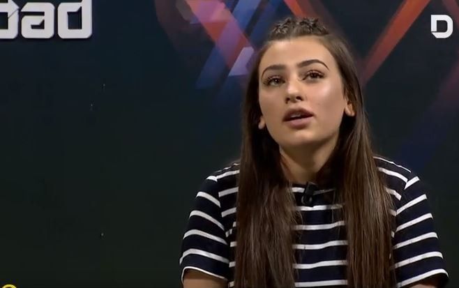 Endrita Bllaca promotes her new song "With heart", her vocals are ...