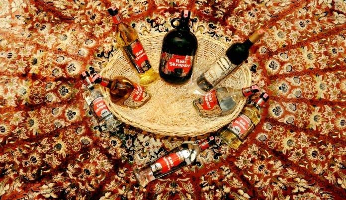 “Skrapari në gotë” - Telegrafi - Telegrafi