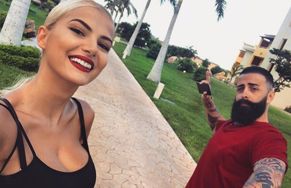 From Cuba to the Bahamas, MMV and the Navy are enjoying their holidays ...