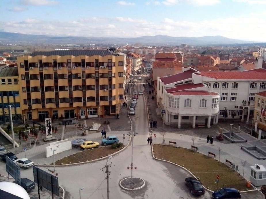 The Education Commission discusses the demands of the Presheva Valley ...