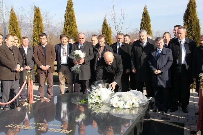 Mustafa remembers Fadil Ferat on the 9th anniversary of his death ...