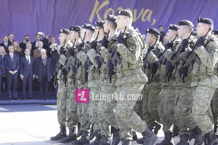 Thaçi: Parade of KSF soldiers, full of pride and dignity - Telegrafi ...