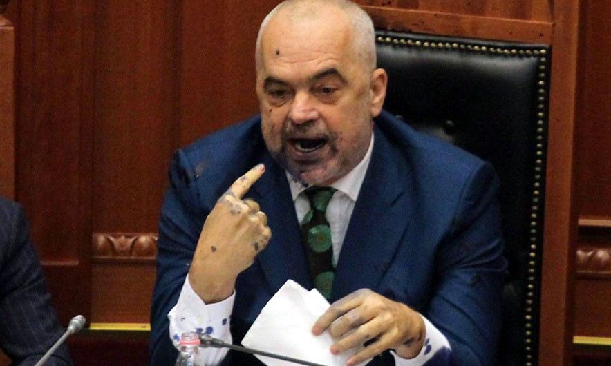 The DP deputy shoots Edi Rama in the face (Photo-Video) - Telegrafi ...