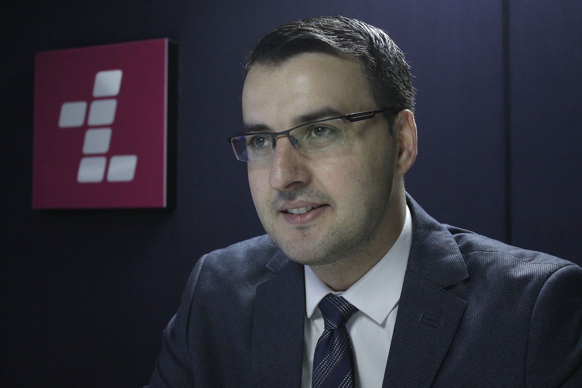 Mazreku: Only 3% of Kosovo's citizens have health insurance (Video ...