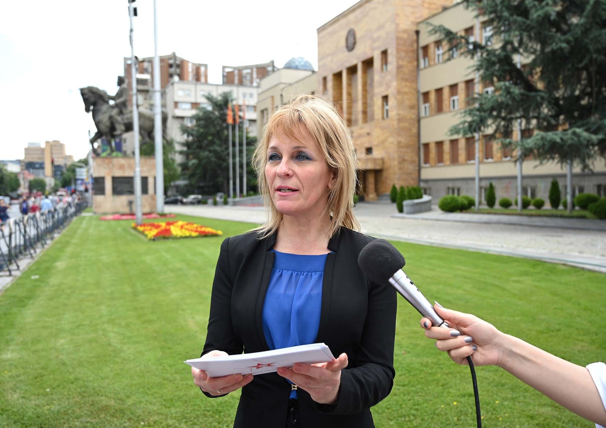 Taseva: The public sector is filled with cadres on the eve of local ...