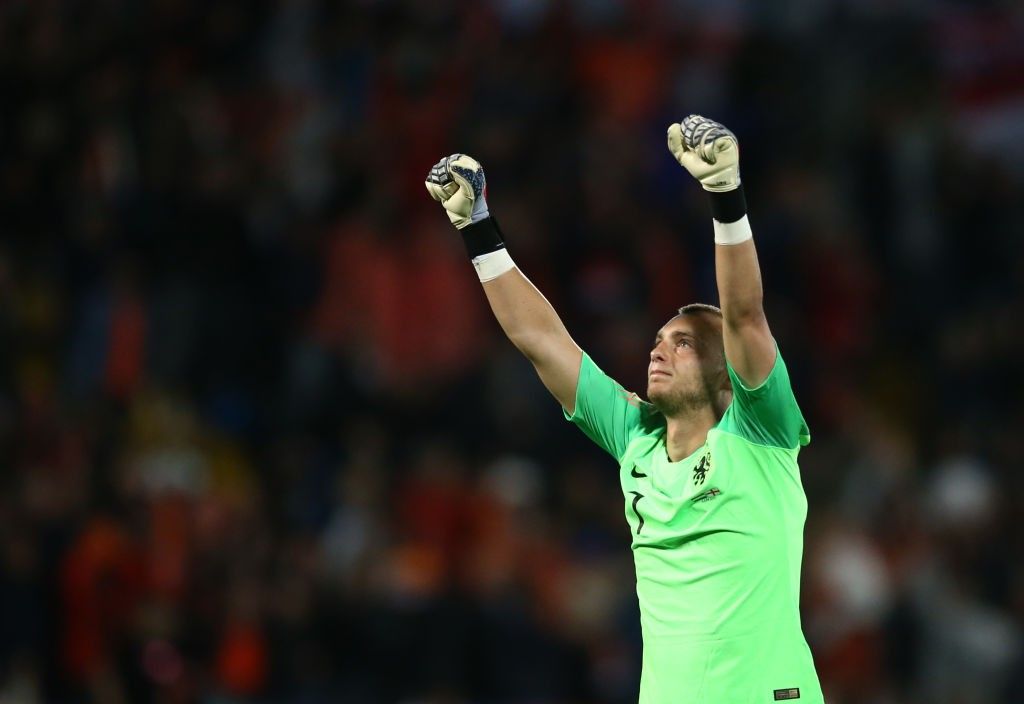 Official: Jasper Cillessen signs for Valencia - Telegraph - Telegraph