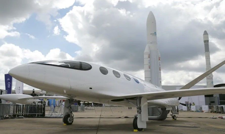 The first electric plane in the world is coming - Telegraph - Telegraph