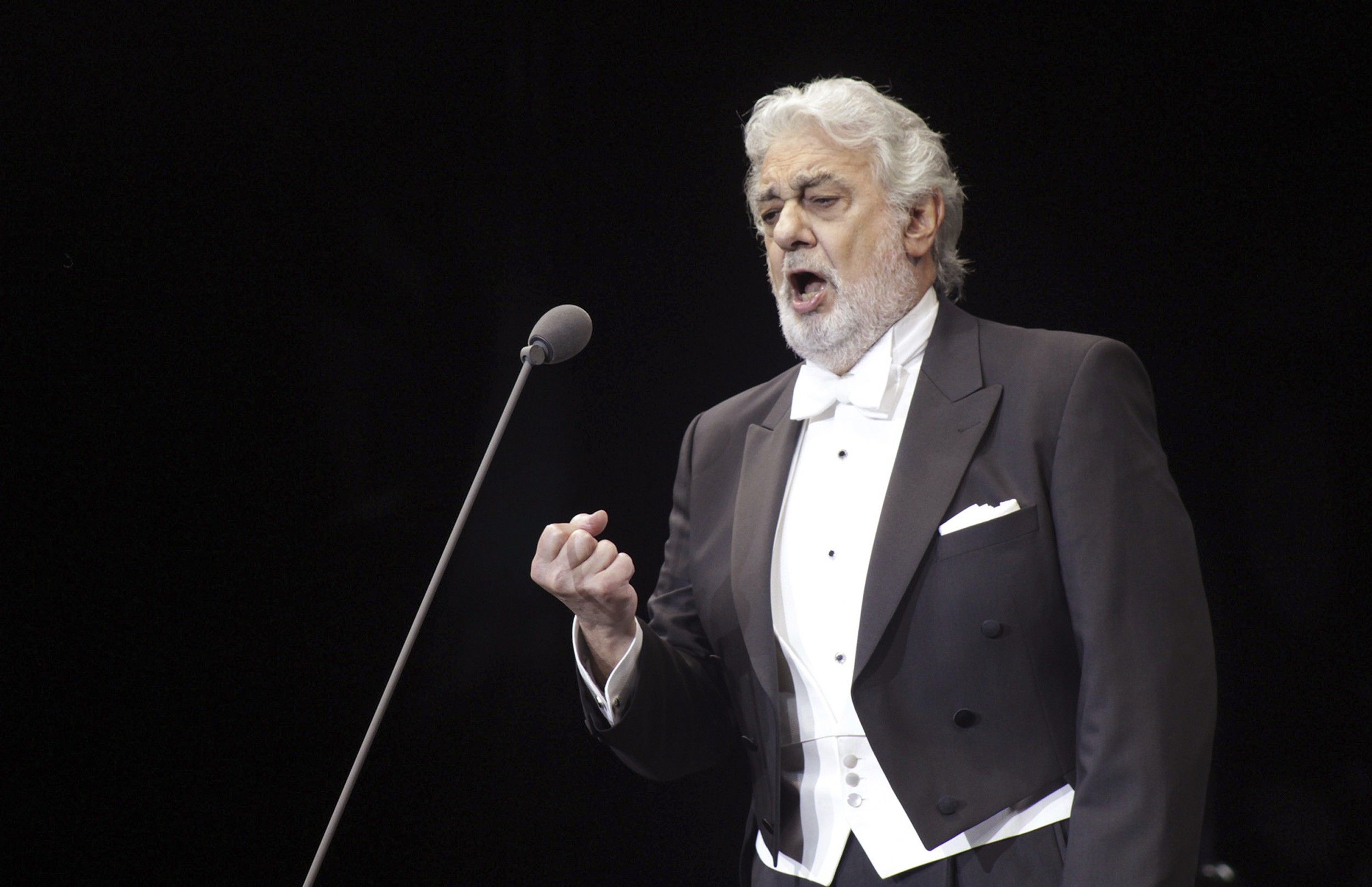 Eight women accuse Placido Domingo of sexual harassment - Telegraph ...