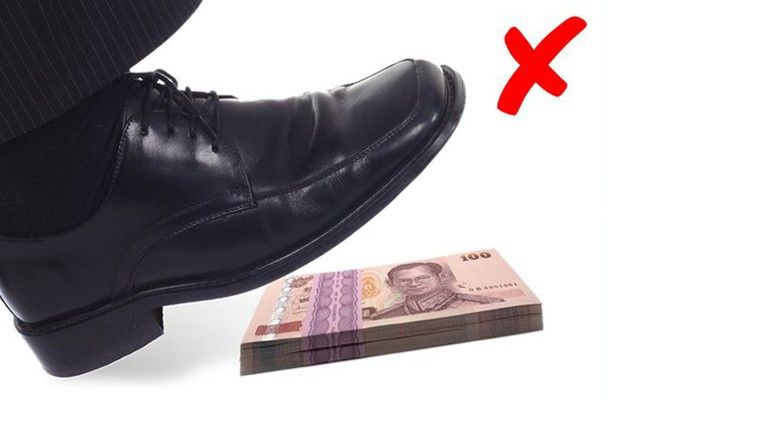These are 10 rude actions if you do them in different countries of the ...