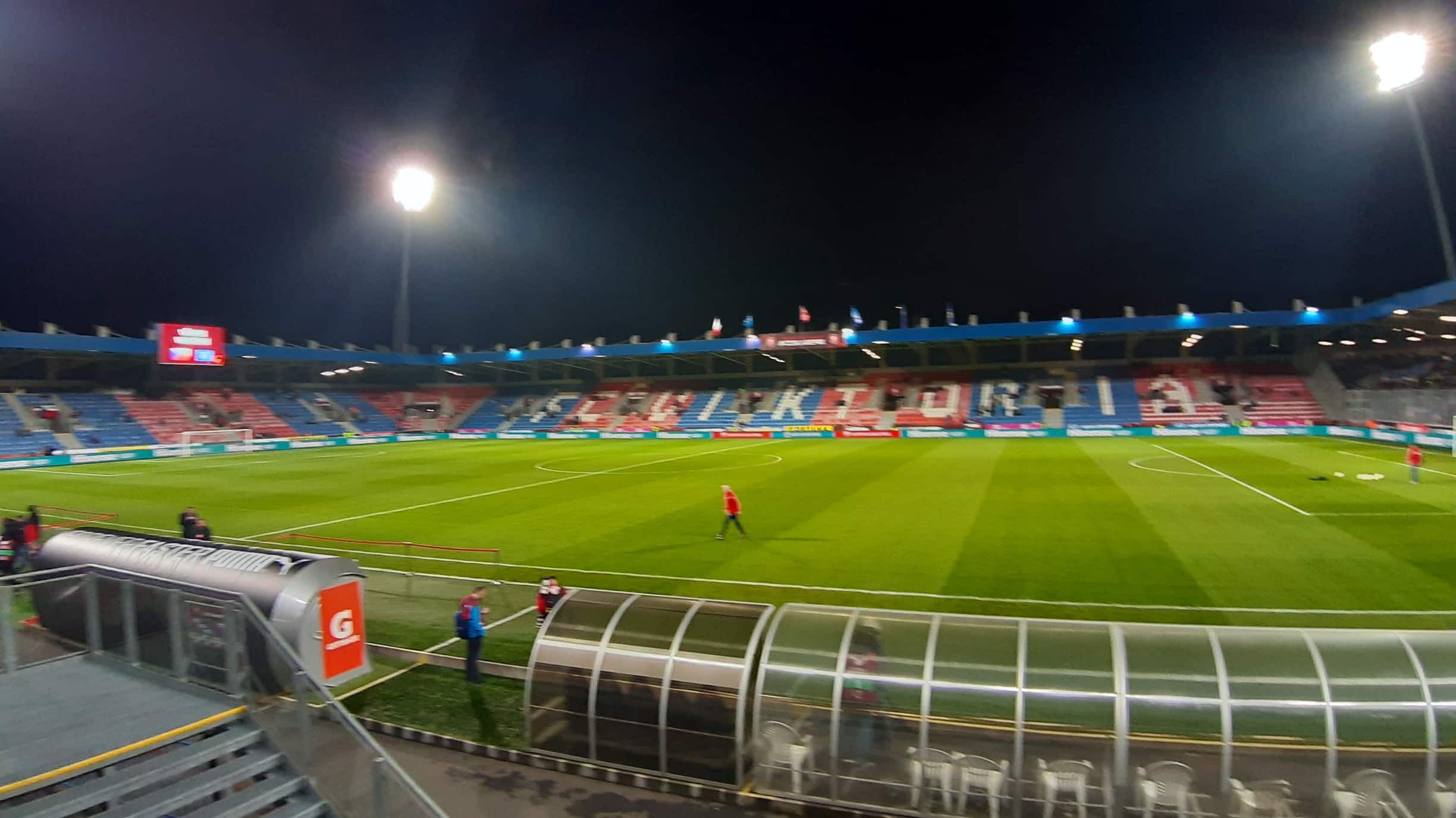 Inside the Doosan Arena stadium that has started to fill up - Telegrafi ...