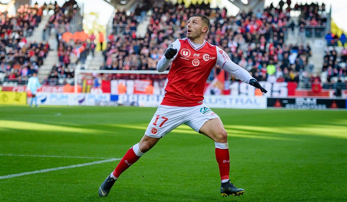 After a long time as injured, Arbër Zeneli plays for the first time in ...