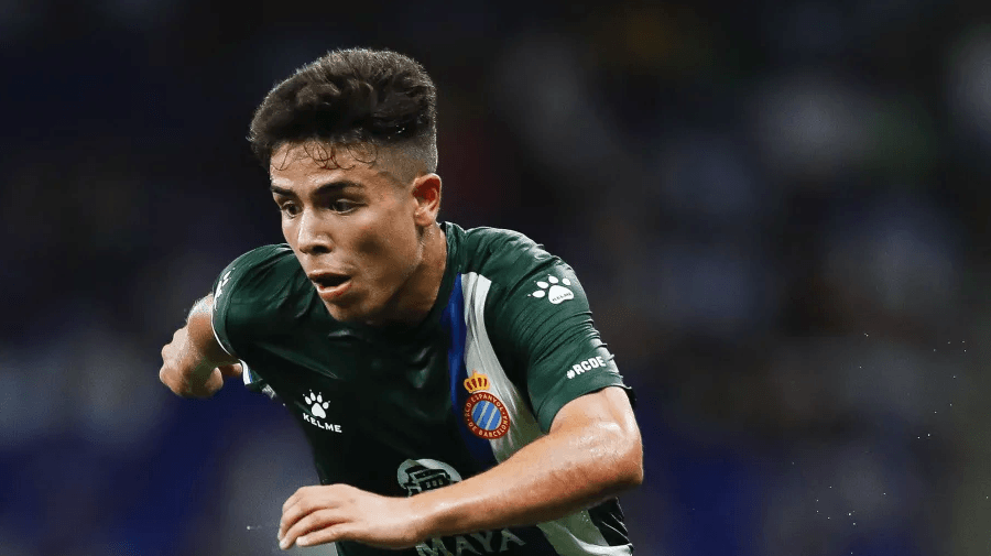 Chelsea and Bayern Munich in the race for Nicolas Melamed - Telegrafi ...