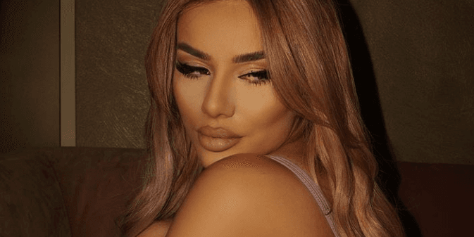 With an attractive video on TikTok, Tayna announces the new song "Ajo ...