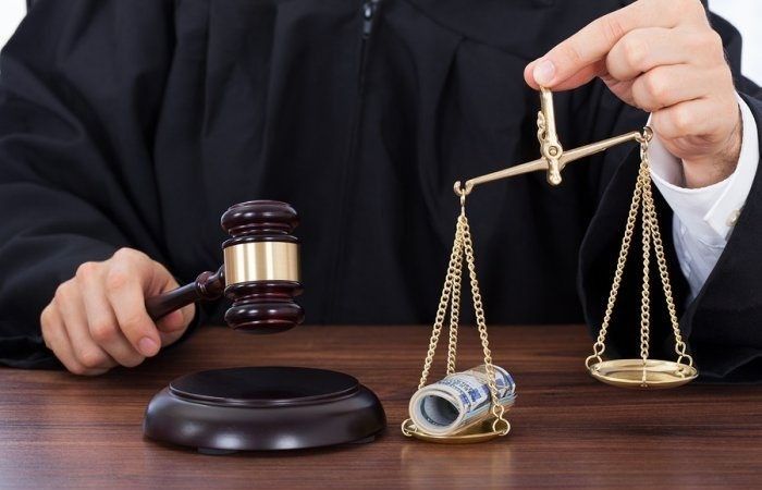 The chain of justice that protects officials accused of corruption ...