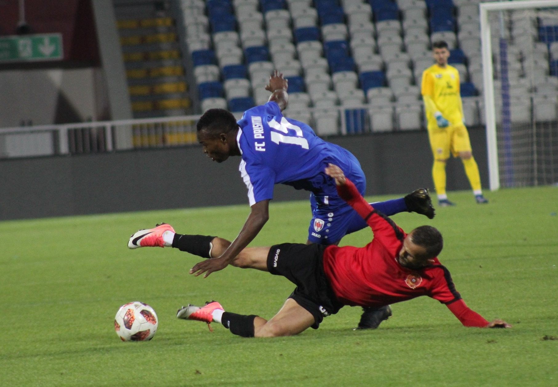 Rikthehet futbolli në Kosovë, Prishtina pret Drenicën në kuadër të ...