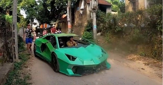 Lamborghini made of cardboard - Telegraph - Telegraph