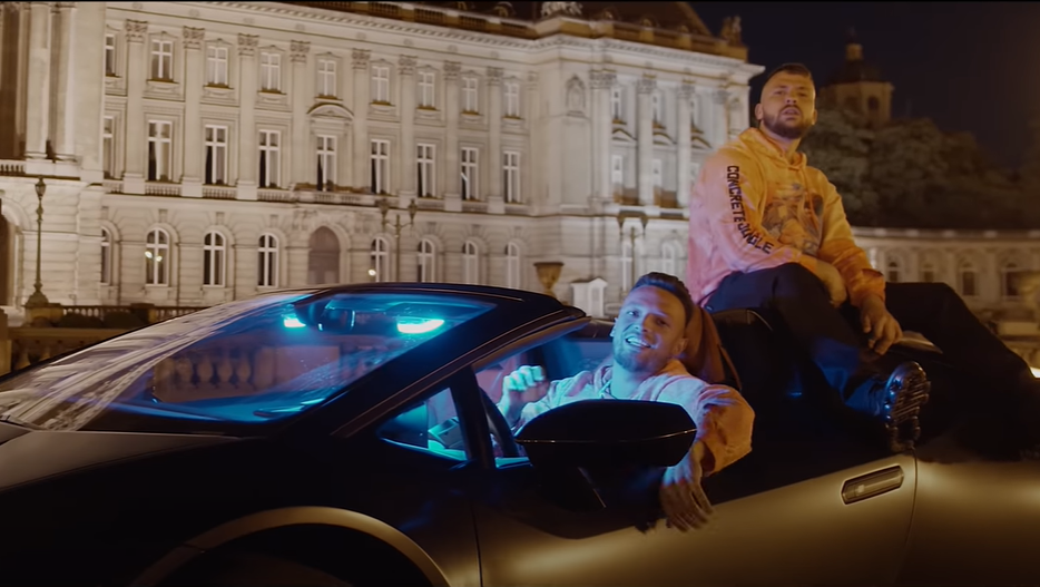 Azet and Albi publish the new project "Zwei" - Telegrafi - Telegrafi