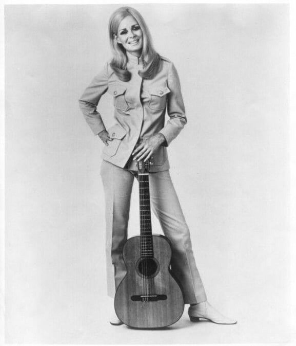 Aktorja e “Hair”, Lynn Kellogg ndërron jetë në moshën 77 vjeçare ...