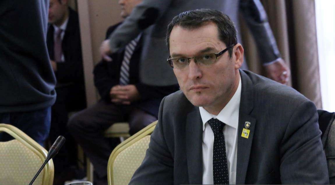 Bajram Gecaj i quan të pabesë Vjosa Osmanin e Haxhi Avdylin - Telegrafi ...