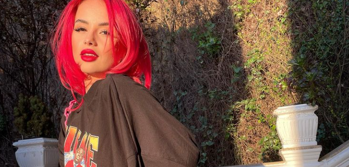 Rina Balaj announces the new song "California" - Telegrafi - Telegrafi