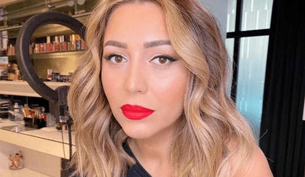 Adelina Thaçi celebrates her 41st birthday today - Telegrafi - Telegrafi
