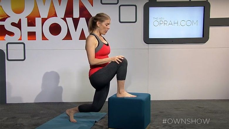 If you sit for a long time at work, do this magical exercise for bones ...