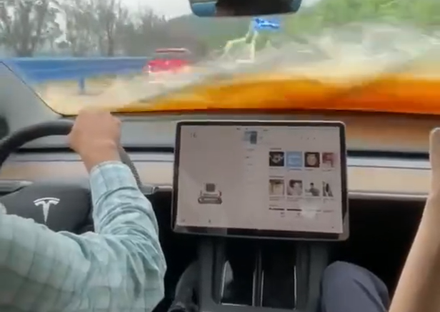 Spectacular video: This is how a Tesla Model 3 'floats' - Telegraph ...