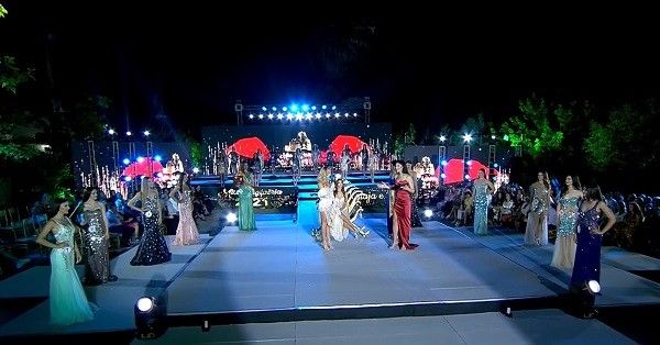 Lea Islamaj - bukuroshja që rrëmbeu kurorën e “Miss Shqipëria 2021 ...