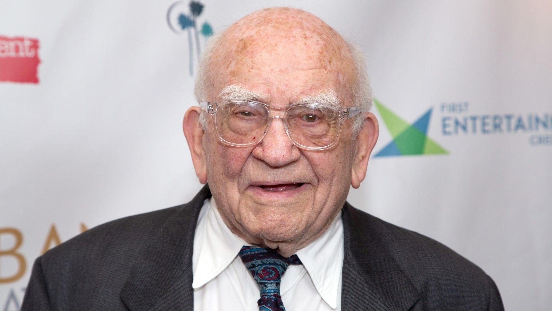 The actor of "The Mary Tyler Moore Show", Ed Asner, dies - Telegrafi ...