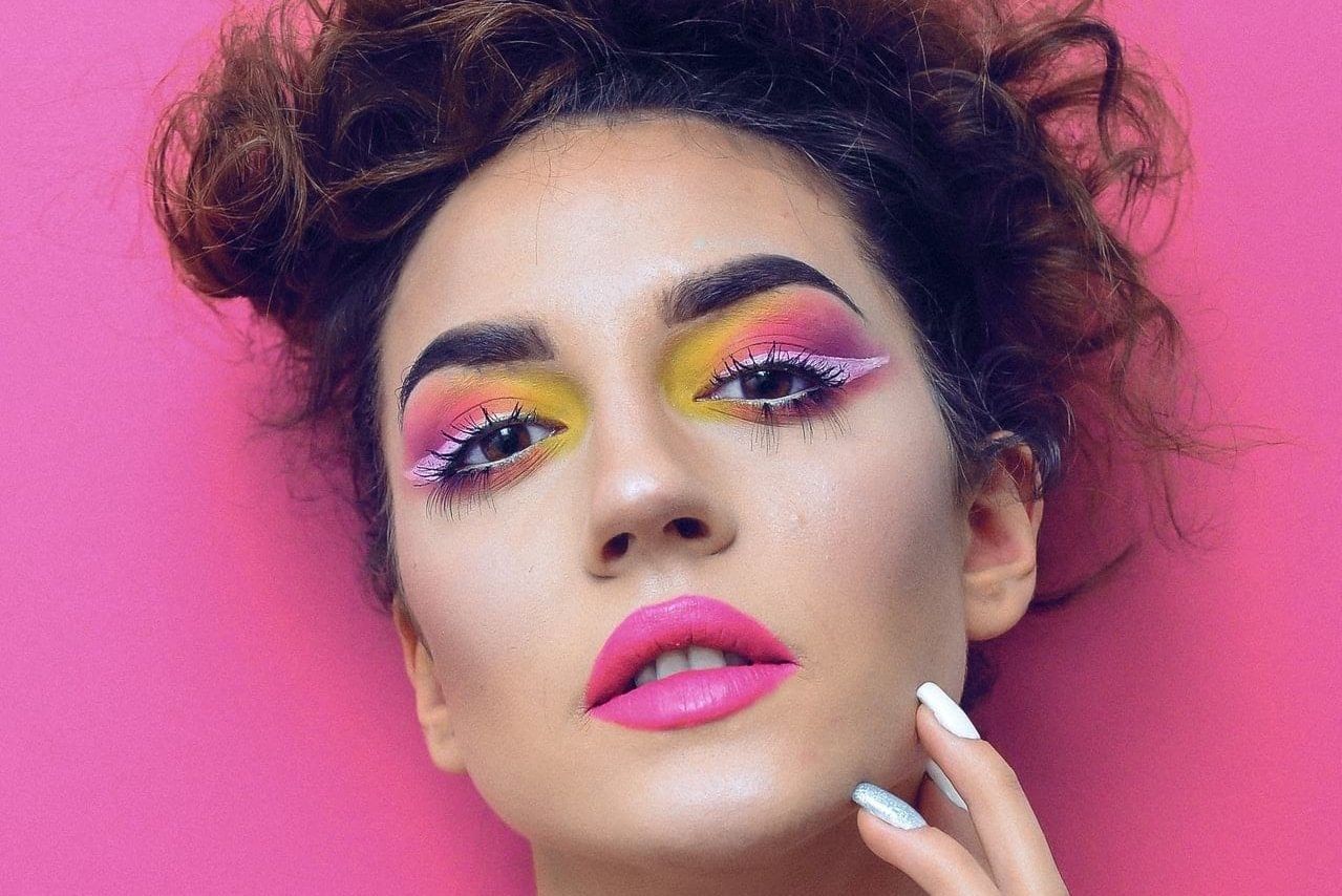 How to wear neon eyeshadow this season? - Telegraph - Telegraph