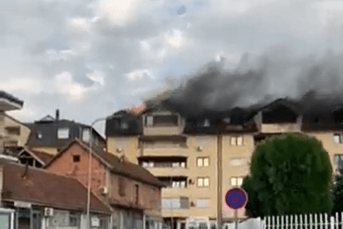 A building in Rahovec is involved in the fire - Telegrafi - Telegrafi