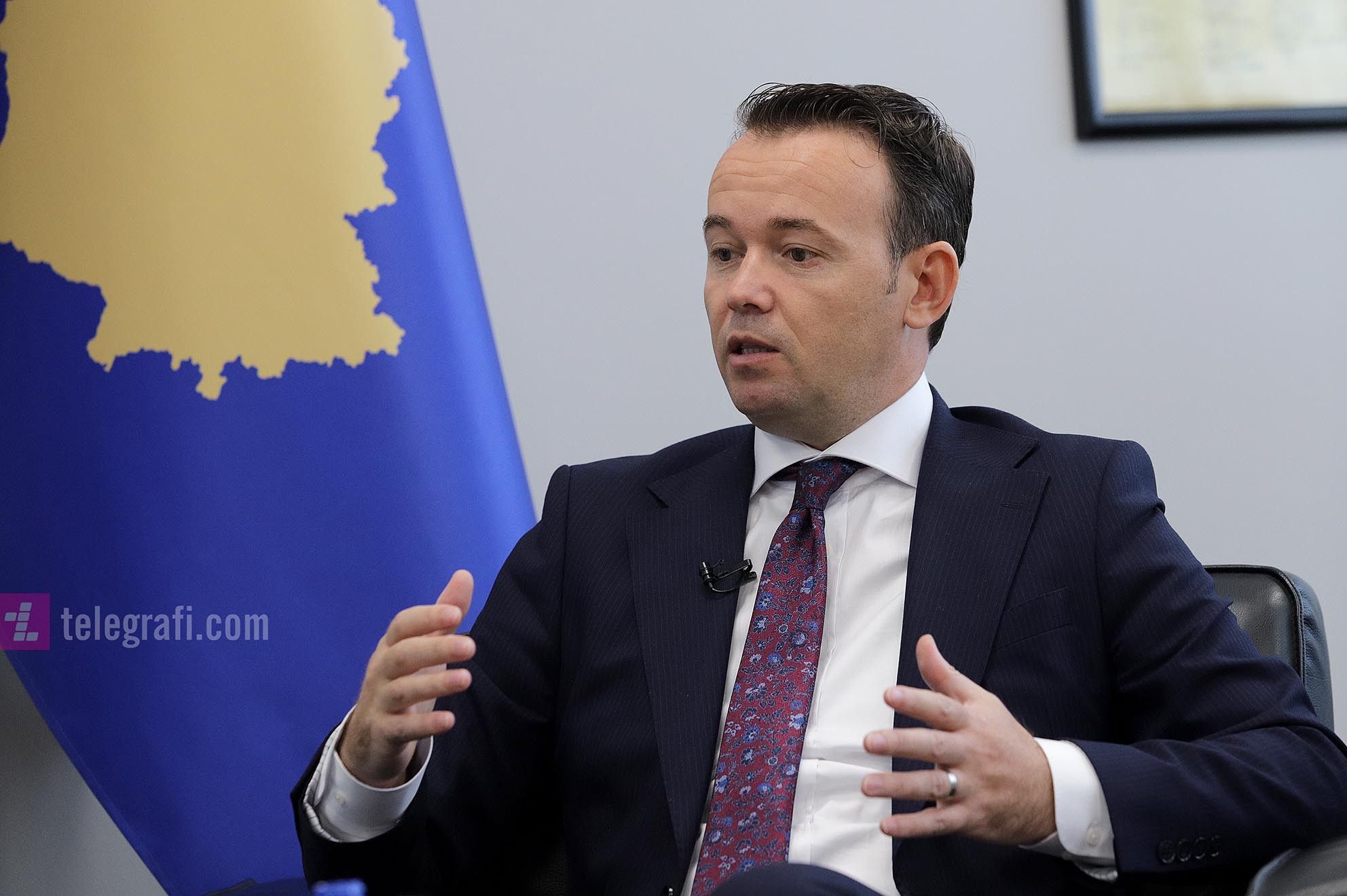 Faton Peci: Fëmijët e mi po bullizohen në shkollë për shkak të mbiemrit ...