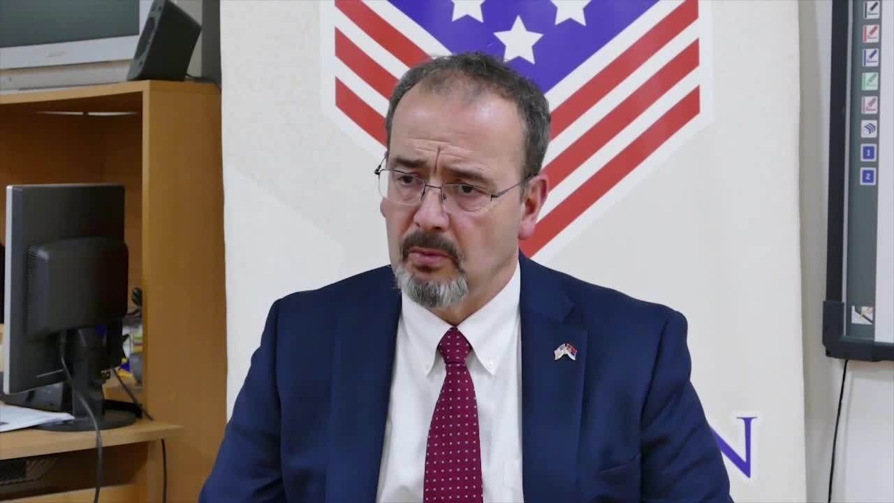 Kthimi i normalitetit në veri, ambasadori amerikan në Beograd: Tani ...
