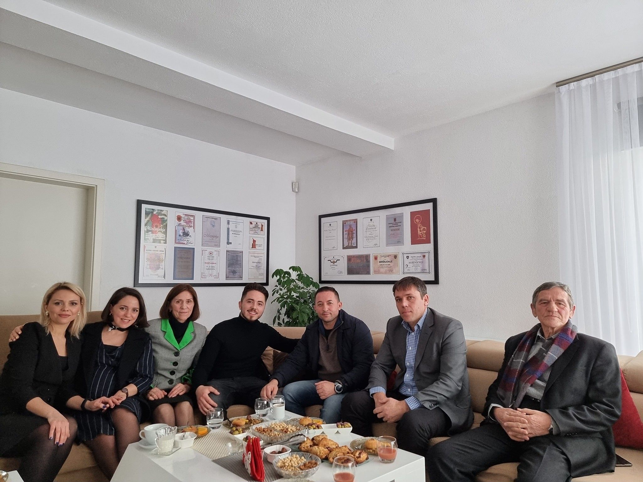 Mehaj visits the family of the martyr Lec Leci from Gradica e Drenas ...