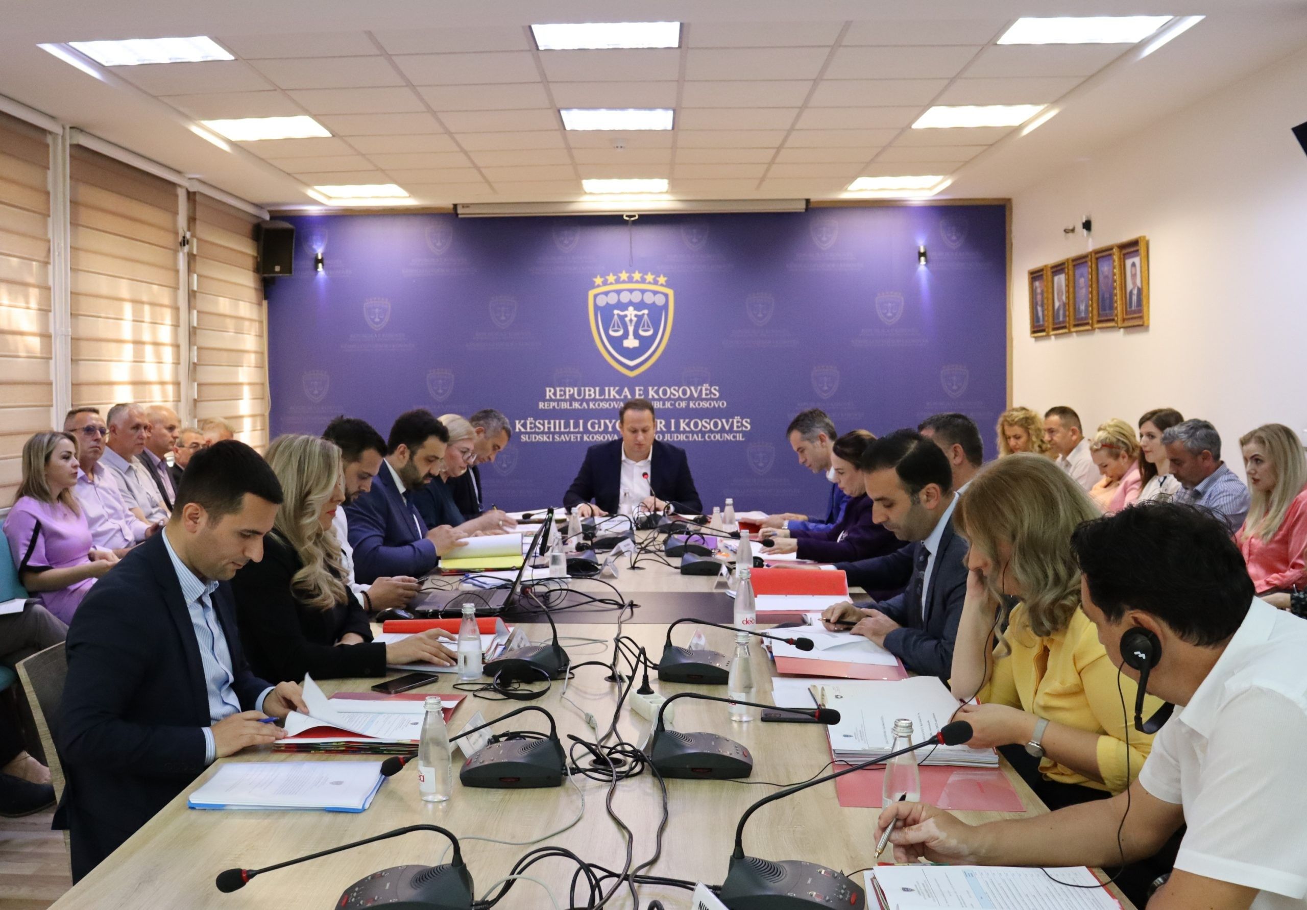 KGJK e anulon dhe e rishpall të ri konkursin për certifikimin e ...
