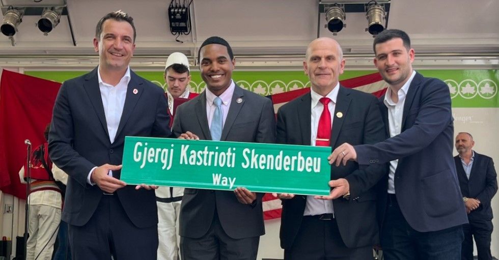 Kongresmeni Torres: Komuniteti shqiptar në Bronx sjell kaq shumë ...