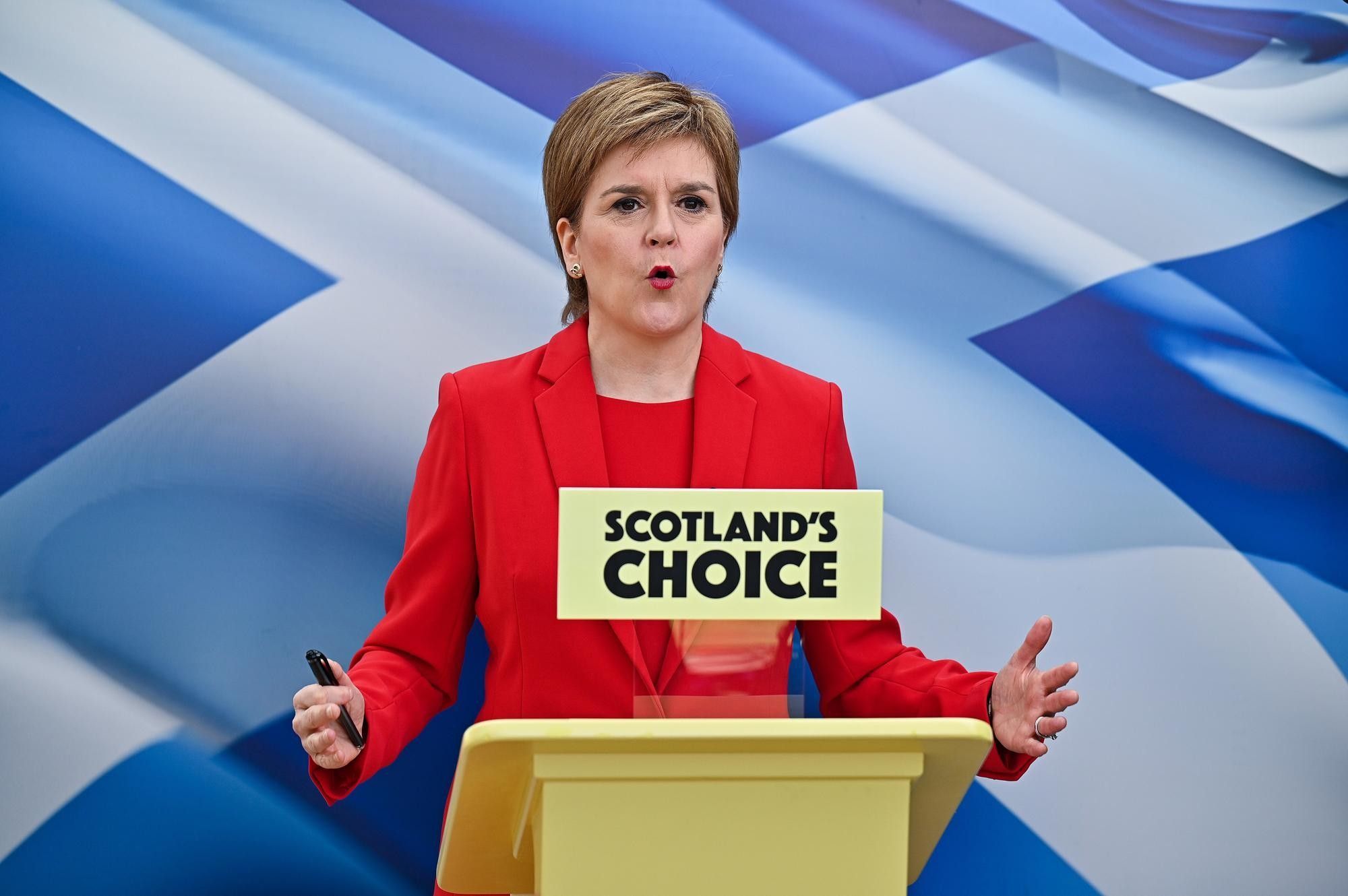 The Scottish Prime Minister continues with plans for the referendum on ...