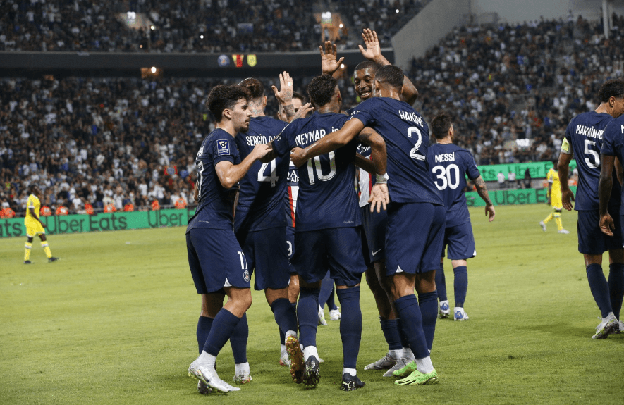 PSG, unstoppable against Nantes in the French Super Cup, wins the first ...