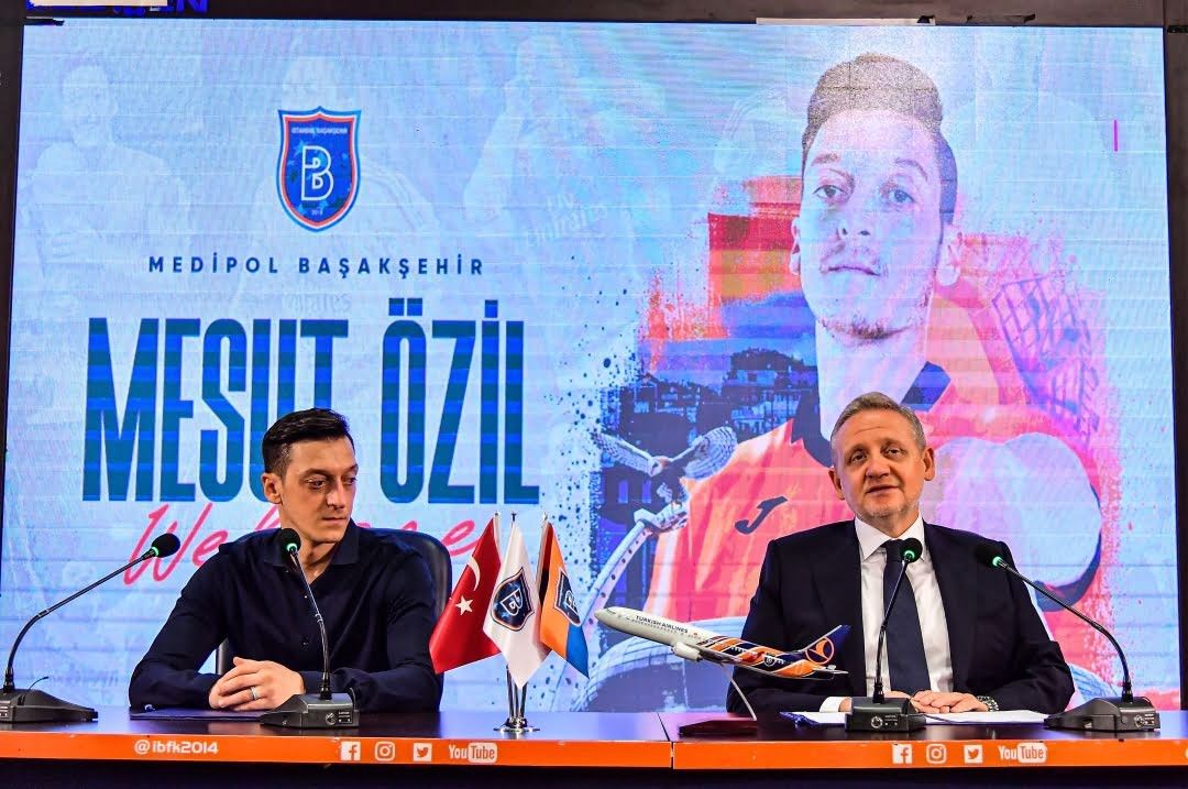 Ozil prezantohet te Istanbul Basaksehir - Telegrafi - Telegrafi