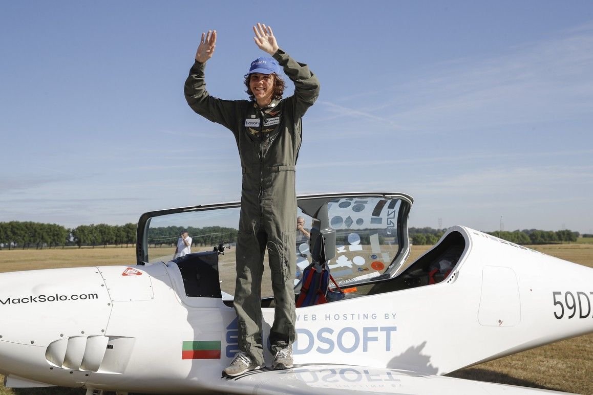 Mack Rutherford, becomes the youngest person who managed to travel the ...